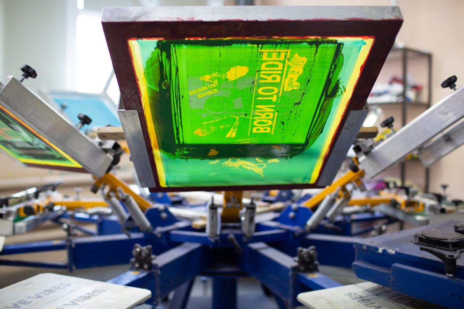 What is direct-to-garment printing | VistaPrint US